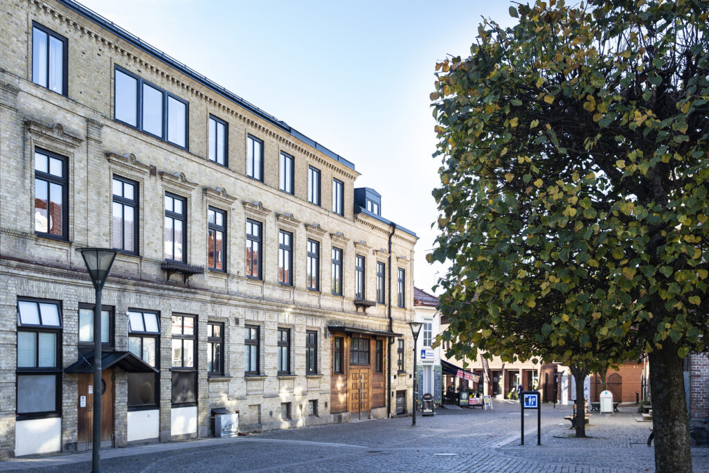 Storgatan 34 / Hotellgatan 3-5 - Stenfastigheter